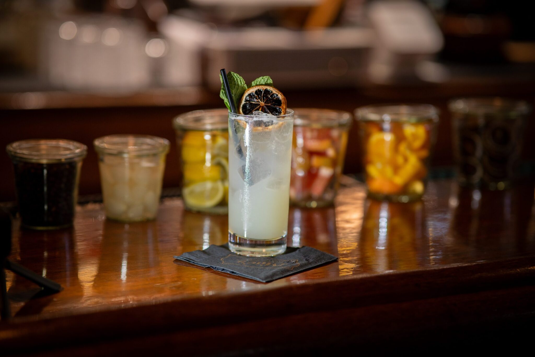 Speakeasy Bar | Cocktails & Live Music | Mac’s at 19 Broadway